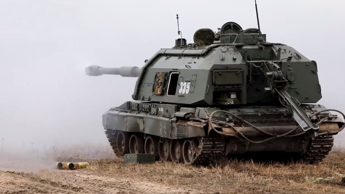 VIDEO: 300 artilleros de obuses autopropulsados del Ejército ruso ...