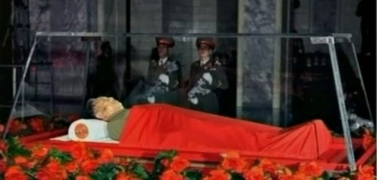 Fotos: Líderes embalsamados, culto a la personalidad más allá de la ...