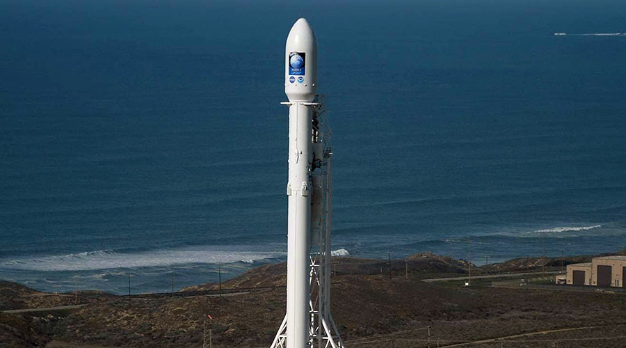 SpaceX awarded NASA contract for 5 International Space Station cargo ...