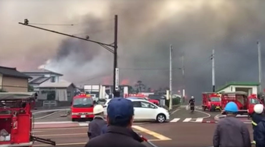 Huge fire whipped up by strong winds engulfs 140 buildings in Japan ...