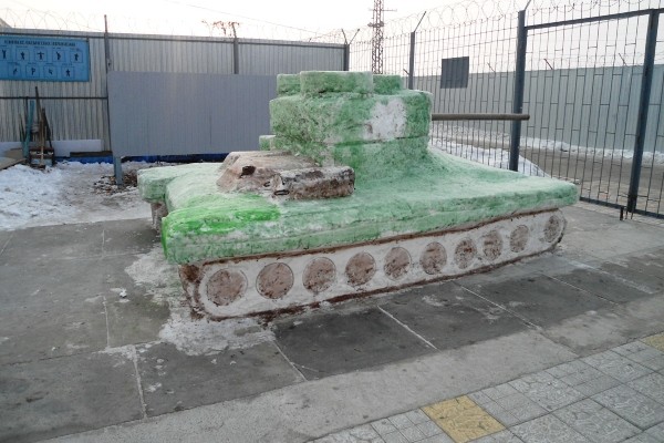 Amazing snow sculptures straight from Russian prison (PHOTOS) — RT Viral