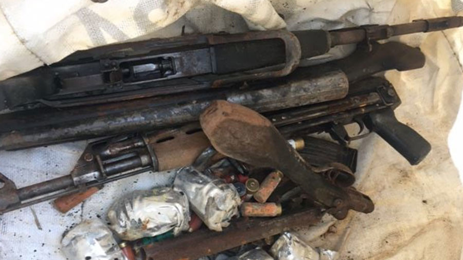 Haul of guns, ammo and explosives found in derelict Essex building — RT ...