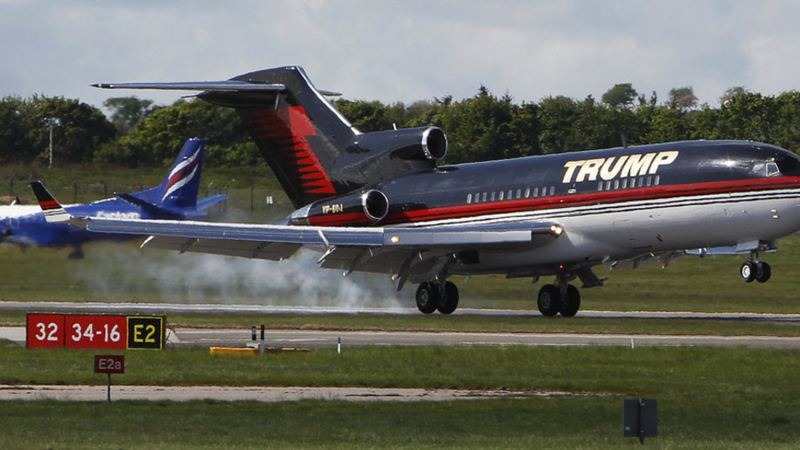 Trump Force One private jet damaged in airport fender bender — RT USA News