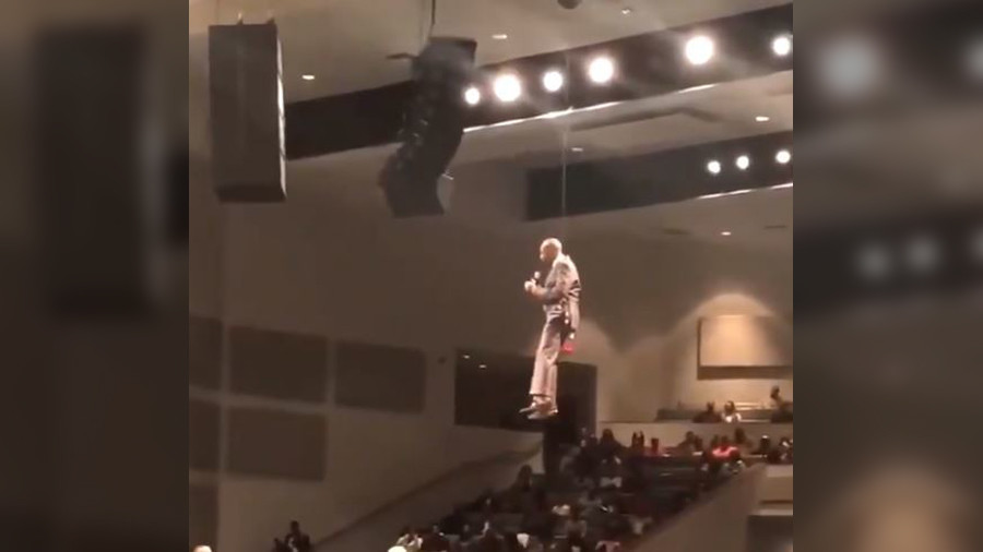 ‘Flying pastor’ swings off church ceiling to portray Jesus’ return ...