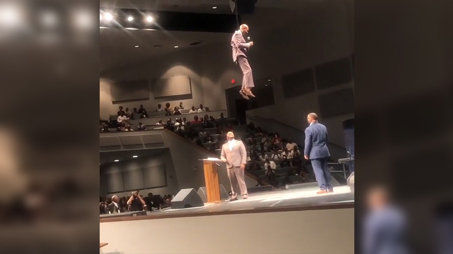 ‘Flying pastor’ swings off church ceiling to portray Jesus’ return ...