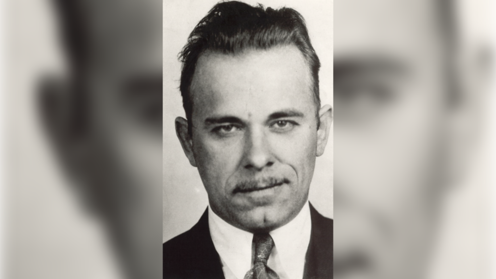 Conspiracy theorists watch out: Body of world-famous bank robber John ...
