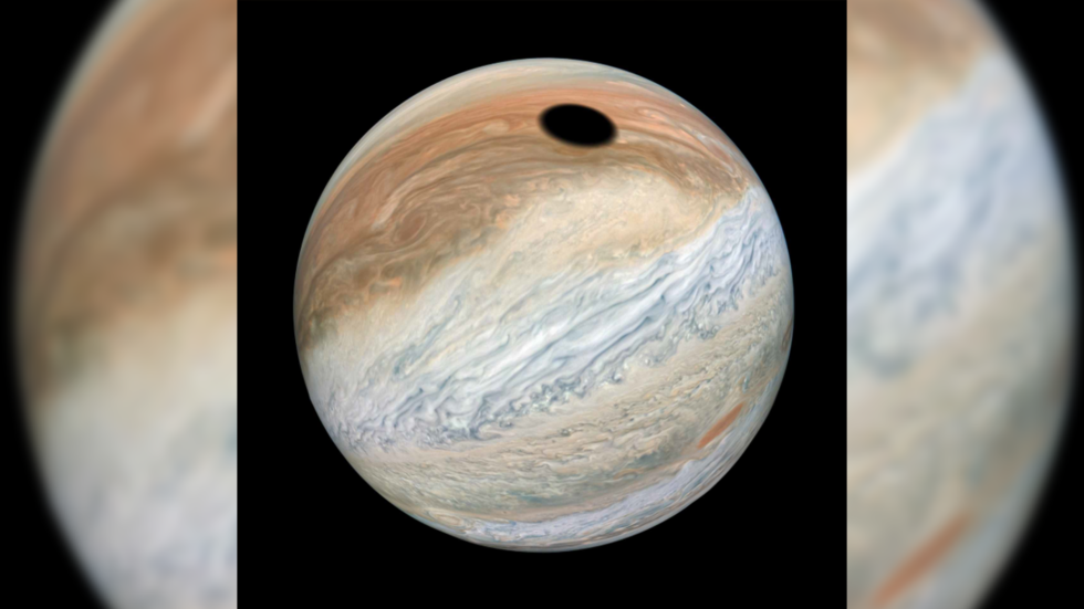 NASA’s Juno probe captures stunning eclipse on Jupiter (PHOTOS) — RT ...