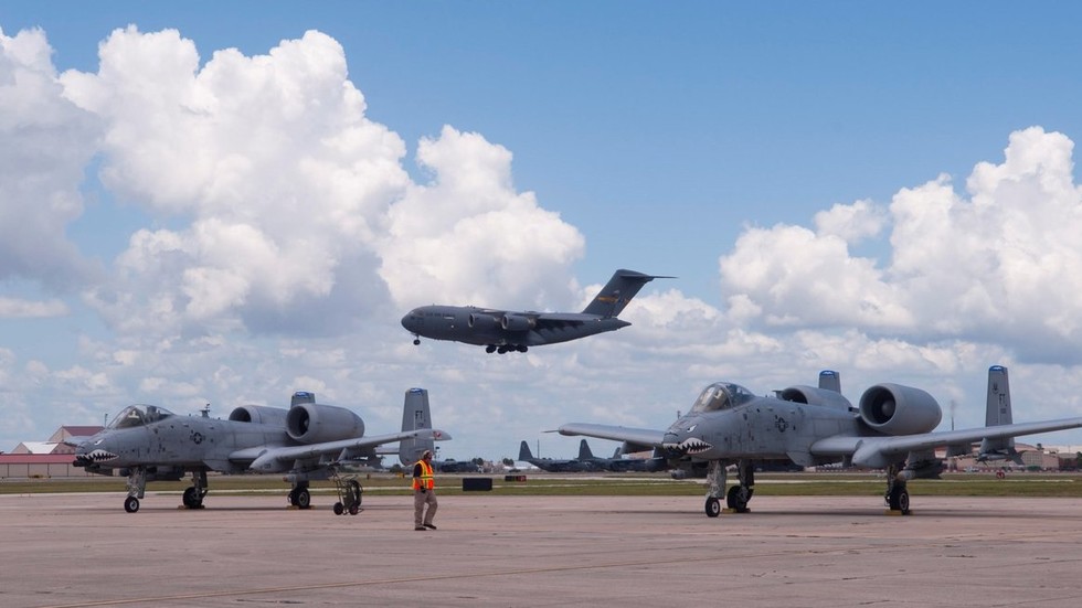 Bomb threat report briefly shuts down Patrick Air Force base in Florida ...