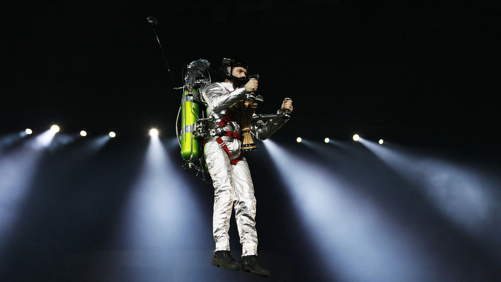 He’s back: LA’s enigmatic ‘Jetpack Man’ spotted AGAIN soaring thousands ...