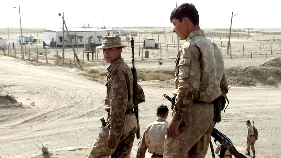 More than a thousand Russian & Uzbek troops sent to border with ...