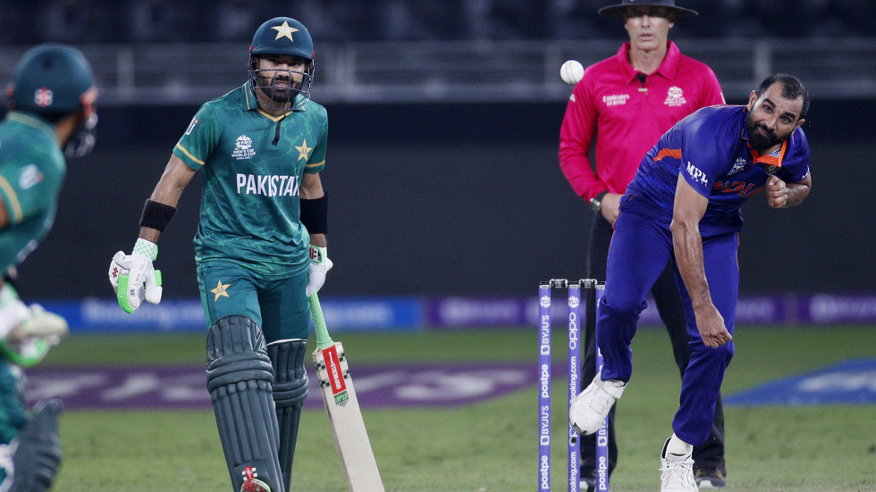 ‘Traitor & spy’: Muslim Indian cricketer targeted with ‘disgusting ...