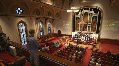 Praise the Lord & 'double tap a zombie': Missouri pastor gives away AR ...