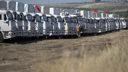 Ukraine officially recognizes Russian aid convoy as humanitarian — RT ...