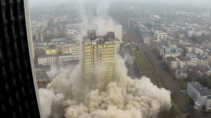 Art of destruction: Controlled demolition captured on cam (VIDEOS) — RT ...