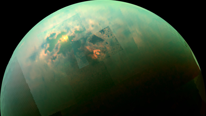 Stunning NASA image reveals surface of Saturn's Titan moon — RT World News