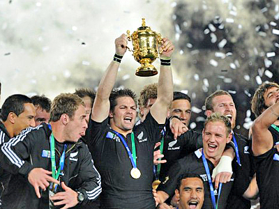 All Blacks lift home Rugby World Cup — RT Sport News