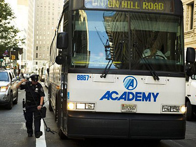 Bus drivers want to keep the NYPD off their vehicles — RT USA News