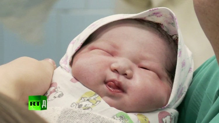 When mum comes to the rescue. Newborn Russia — RTD Documentary Channel ...