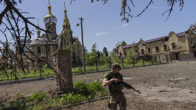 LNR Ambassador Miroshnik: up to 8,000 Ukrainian militants are in ...